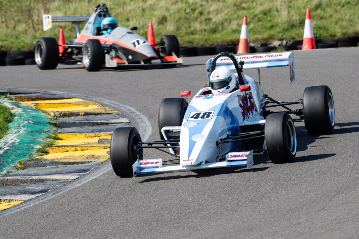 2025-05-10/11: Anglesey (Mono 2) – Monoposto Racing Club